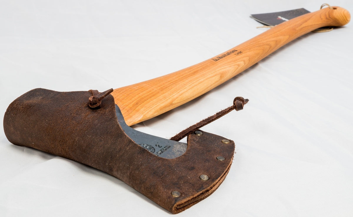 Hultafors Classic Felling Axe | Hand-Forged Swedish Steel, 26" Hickory ...